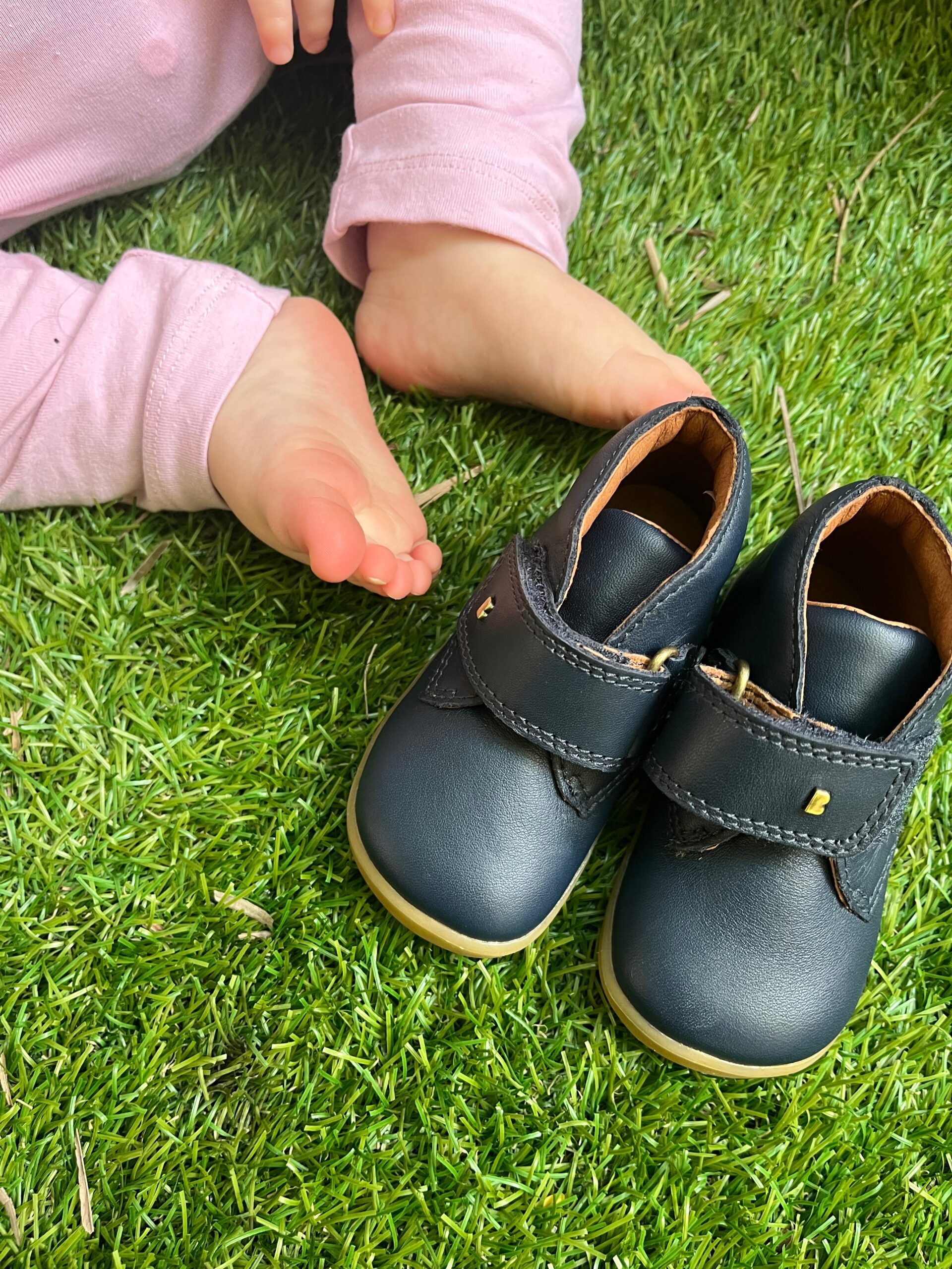 Kids School Shoes: The Ultimate Guide to choosing a shoe, and where to ...